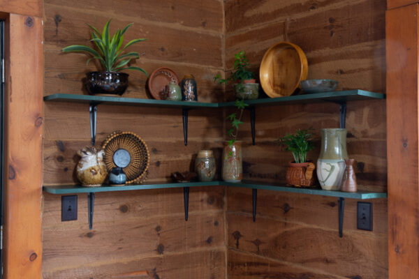 How to style open shelves with pottery - CREATIVE CAIN CABIN